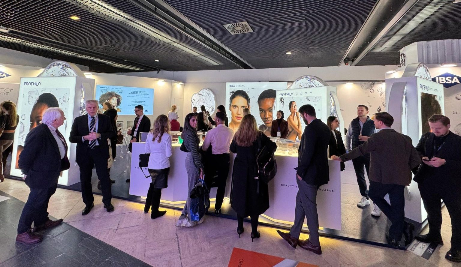 IMCAS - 巴黎 2025 | IBSA Derma